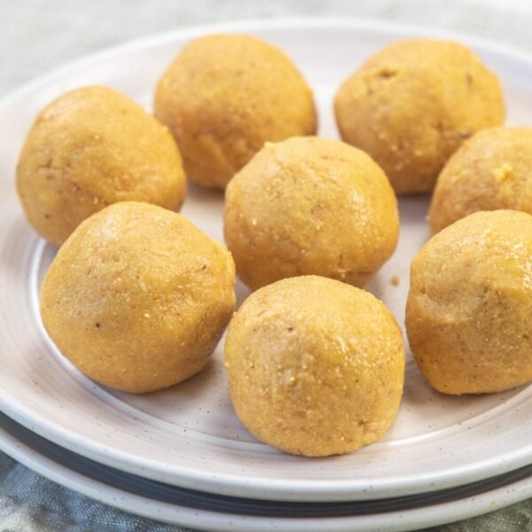 Magas Recipe (Magaj Ladoo) | How to Make? - Hamara Rasoighar